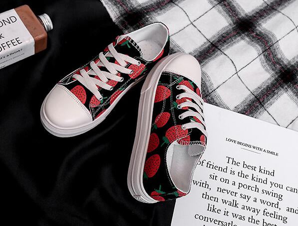 Strawberry Pattern Low Canvas Shoes – Tomscloth
